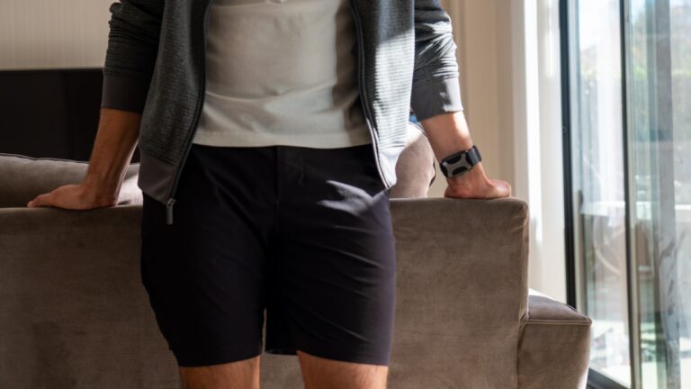 Apollo Neuro Review (2023): The Mood-Influencing Wearable
